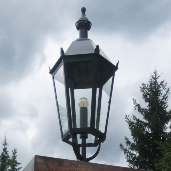 Historical Bavarian Outdoor Wall Light Alt München – Terra Lumi